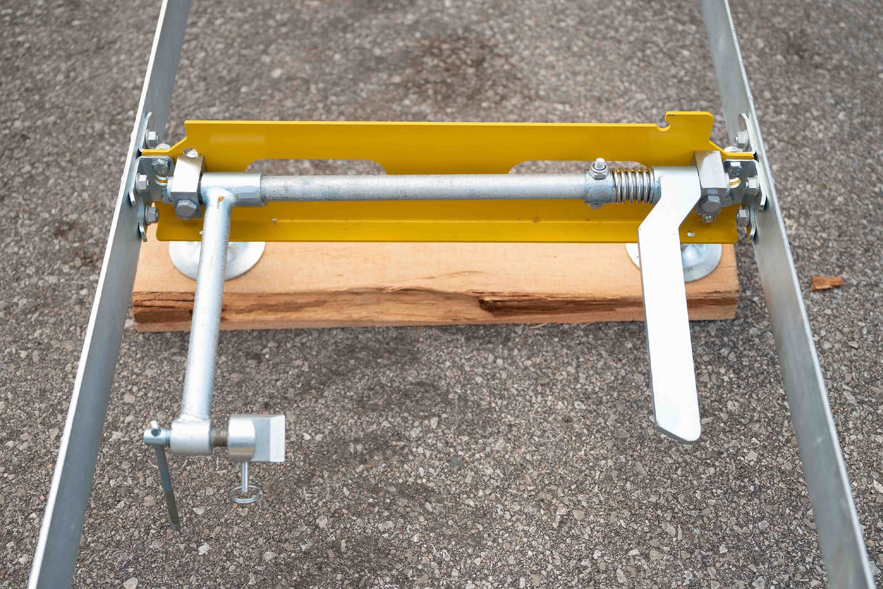 Log-Dog & Log-Rest Kit for OS18 (1 dog & 1 rest) – Frontier Sawmills